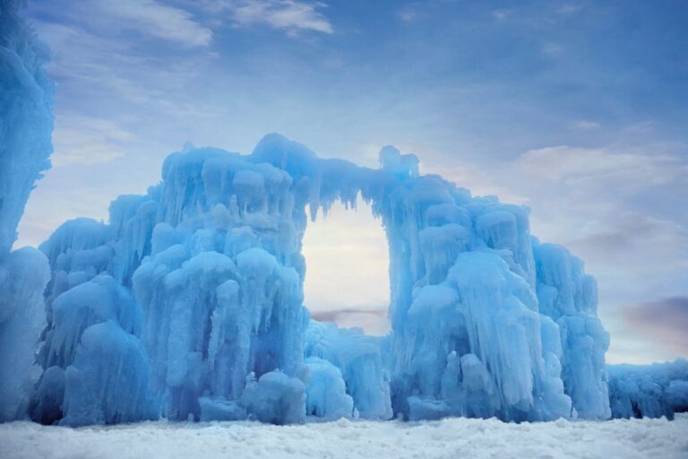 Eagle Mountain House | Ice Castles